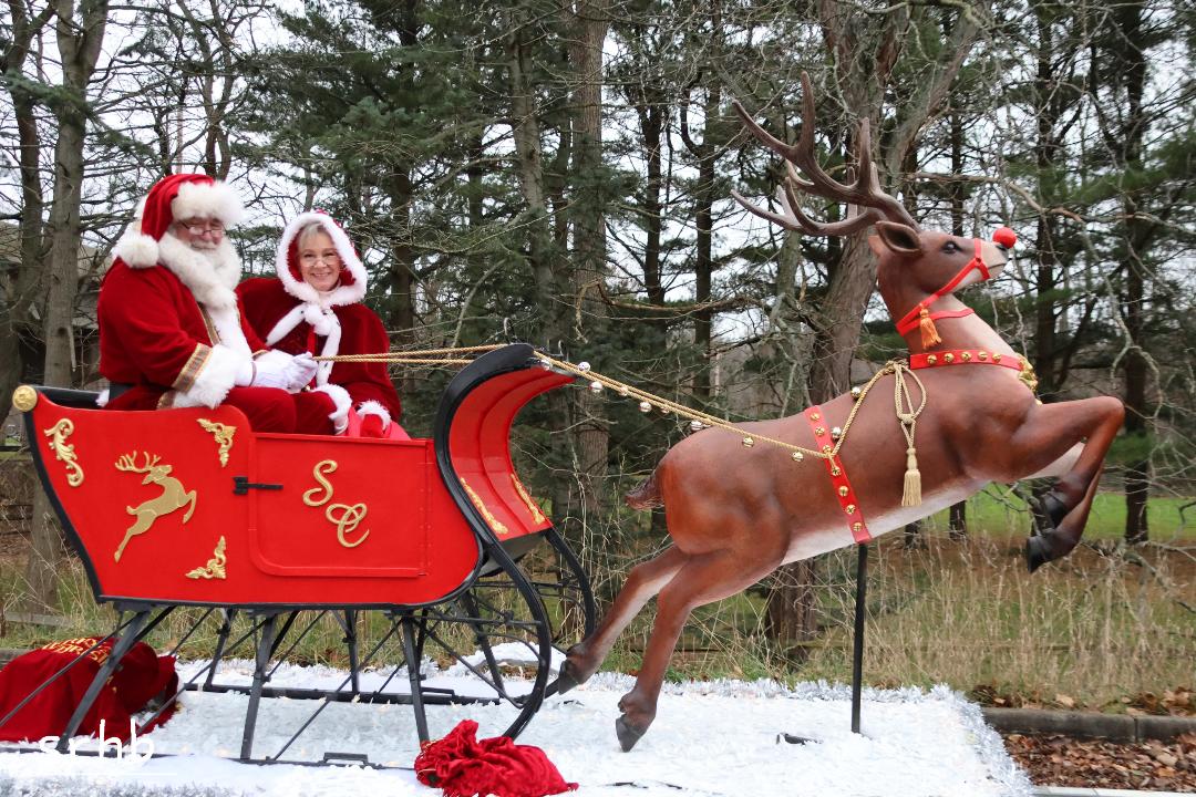 Refurbished Antique Sleigh Used In Westfield Christmas Parade | News ...